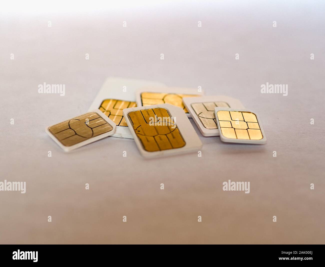 Sim cards many hi-res stock photography and images - Alamy