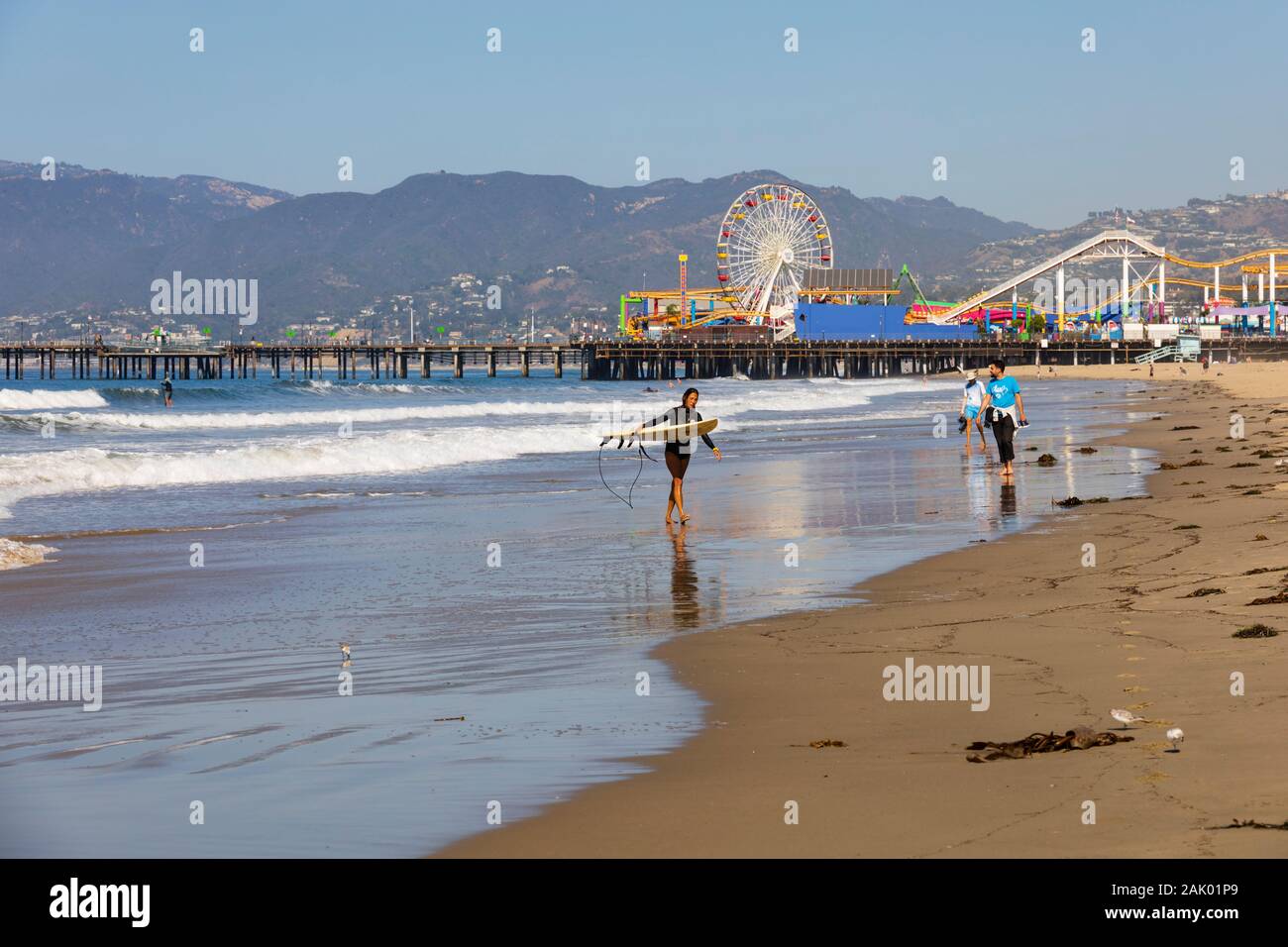 Santa monica pier peir hi-res stock photography and images - Alamy