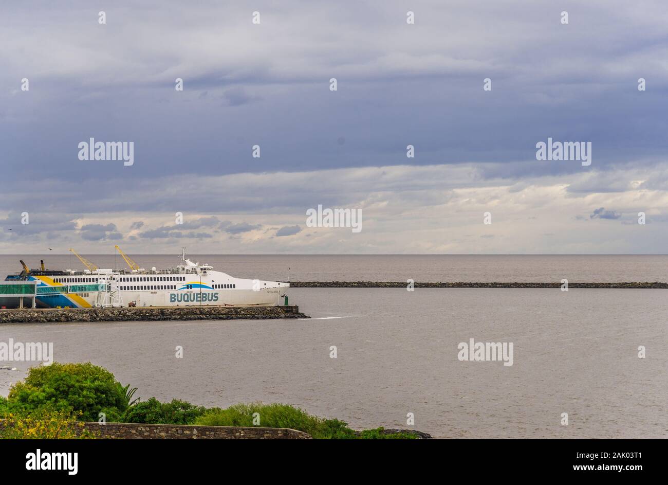 Ferry buquebus hi-res stock photography and images - Alamy
