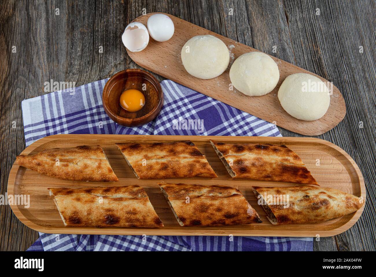 Traditional Turkish Cuisine Bafra pita (karadeniz pidesi) on rustic ...