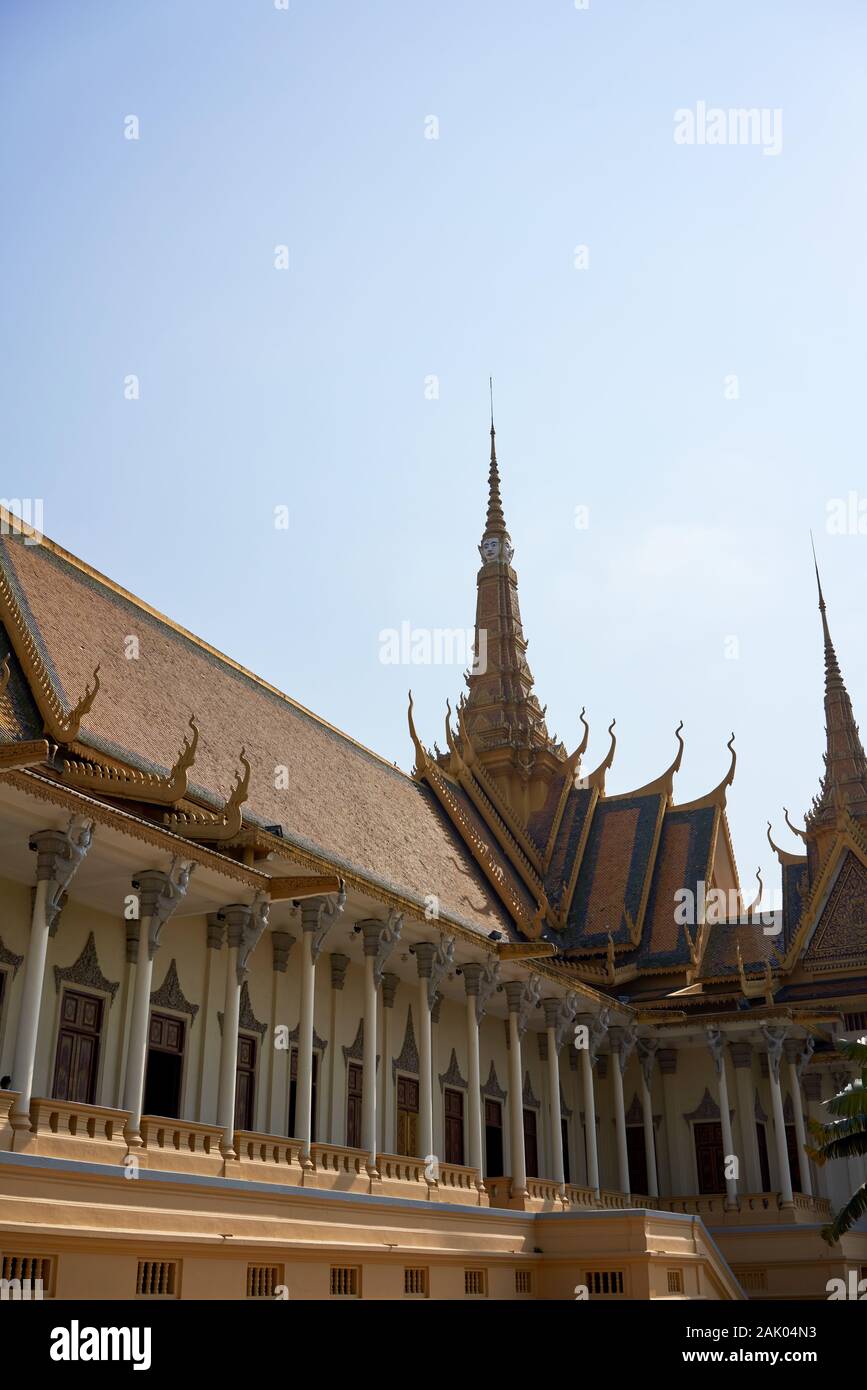 Royal palace roof hi-res stock photography and images - Alamy
