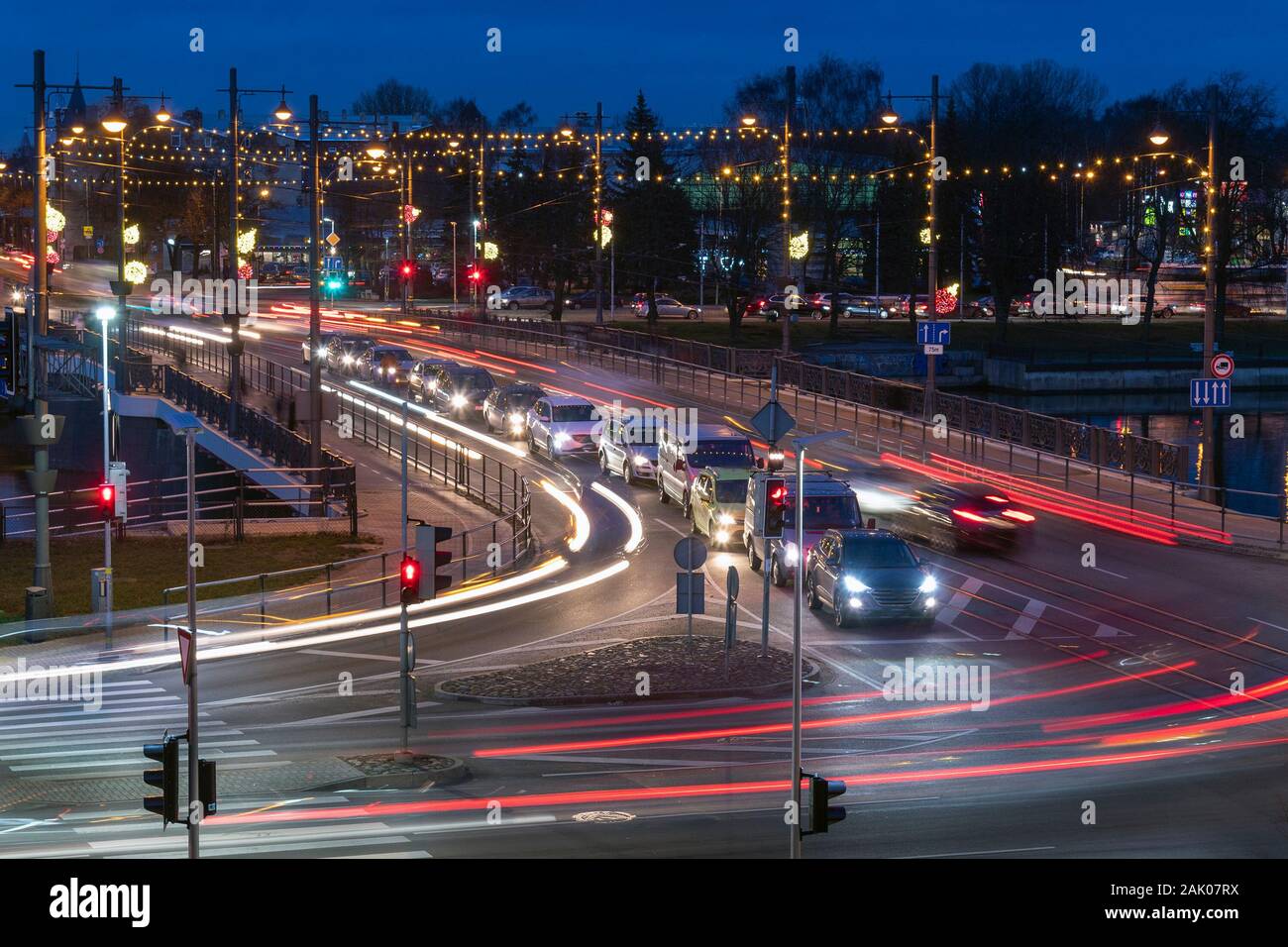 Trafic intersection hi-res stock photography and images - Alamy