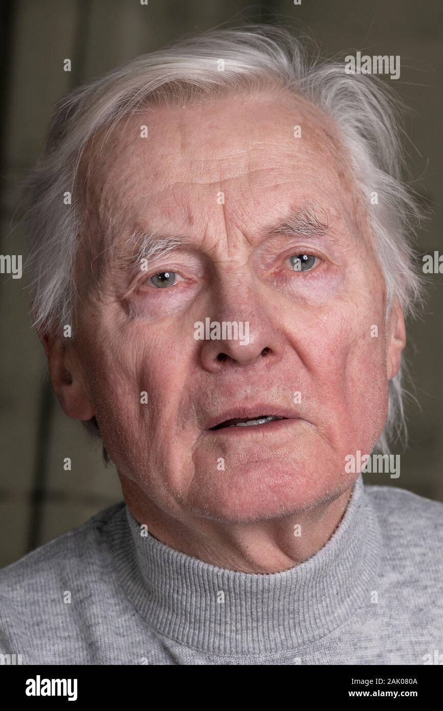 Portrait of handsome senior man Stock Photo - Alamy