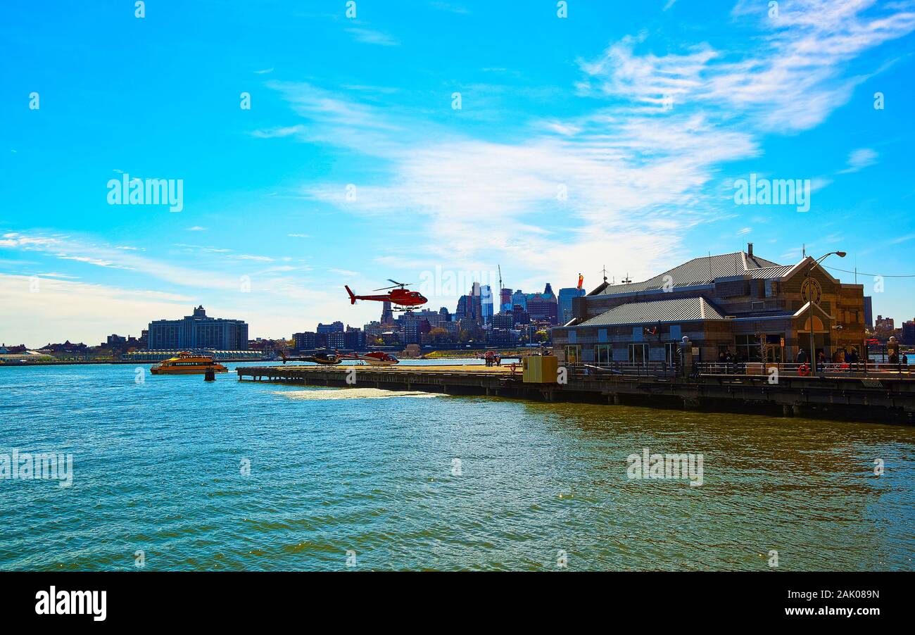 Ferry helipad hi-res stock photography and images - Alamy