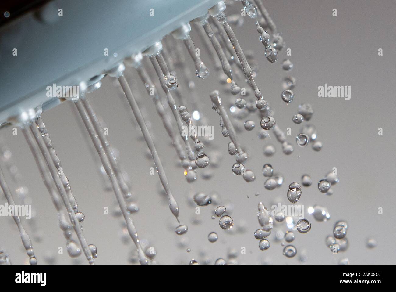 Water drops shower hi-res stock photography and images - Alamy