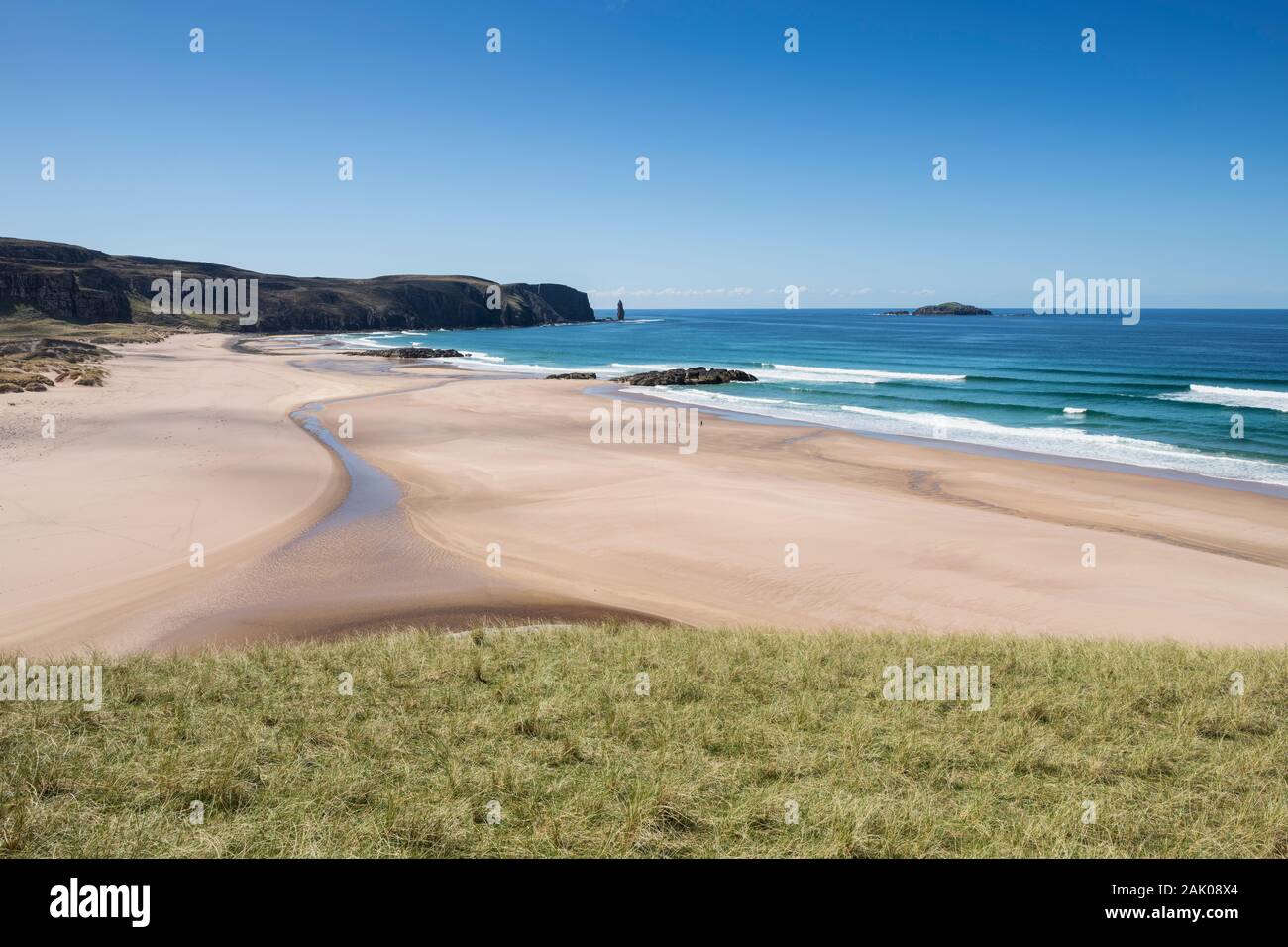 Sandwood bay sutherland scotland hi-res stock photography and images ...