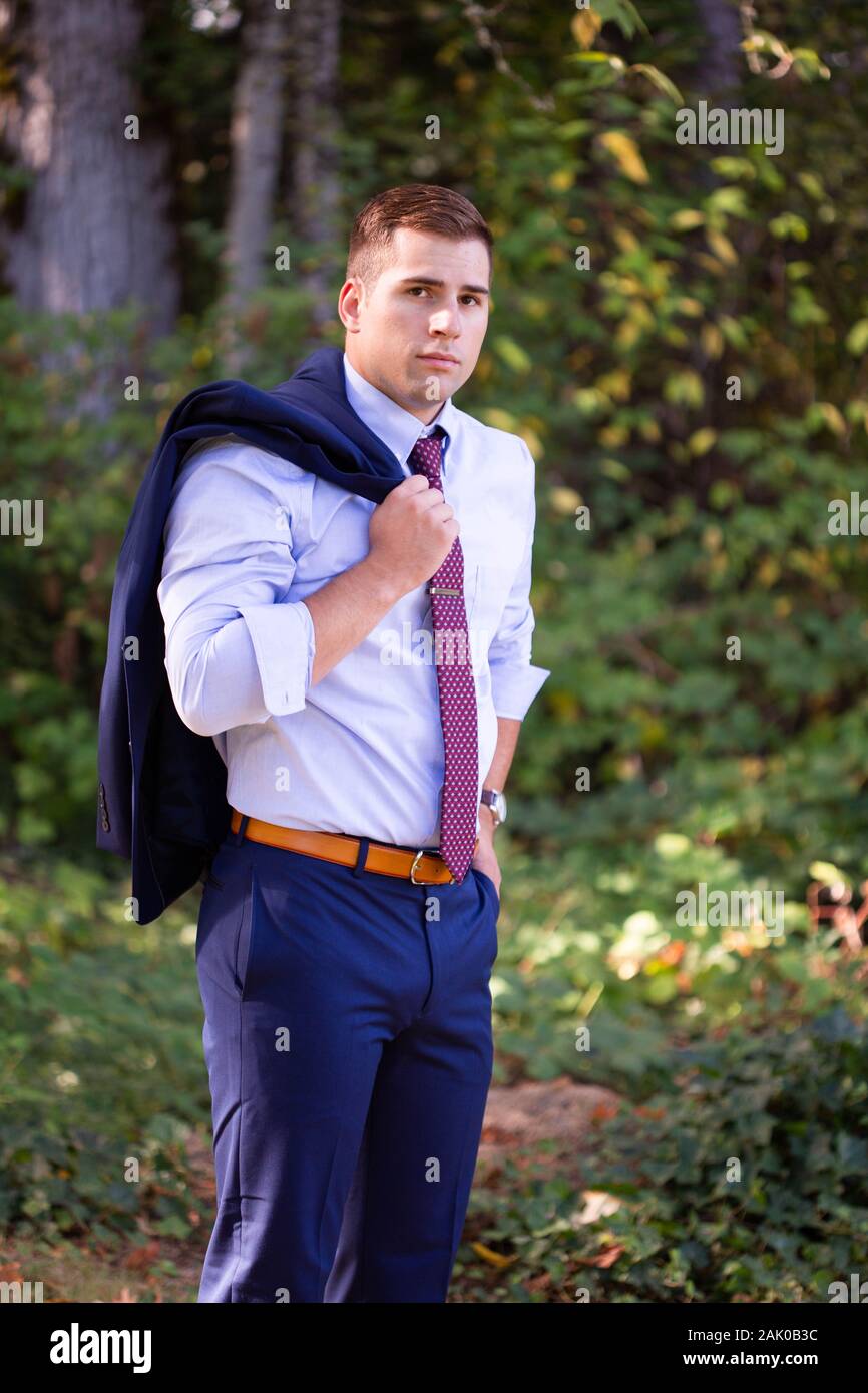 Shoulder stands hi-res stock photography and images - Alamy