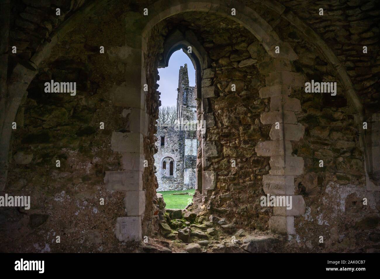 Netley abbey hi-res stock photography and images - Alamy
