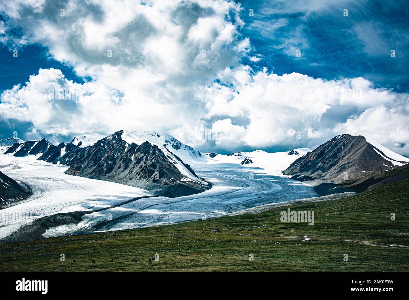 Altai tavan bogd hi-res stock photography and images - Alamy