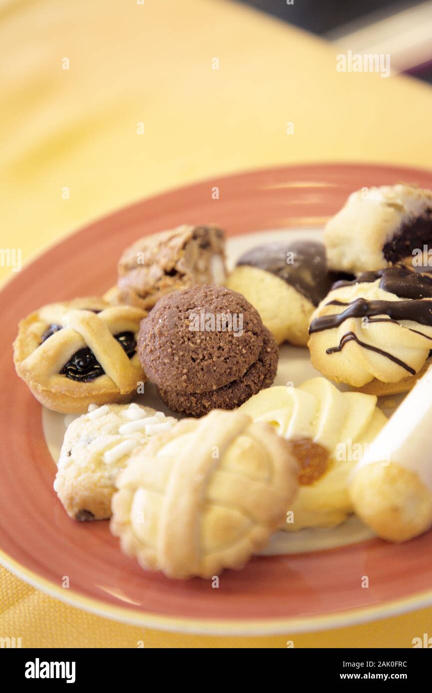 Assorted biscuits hi-res stock photography and images - Alamy