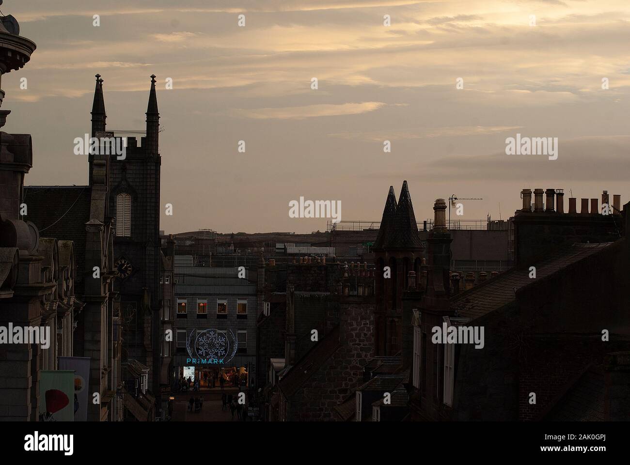 Aberdeen city centre skyline north hi-res stock photography and images ...