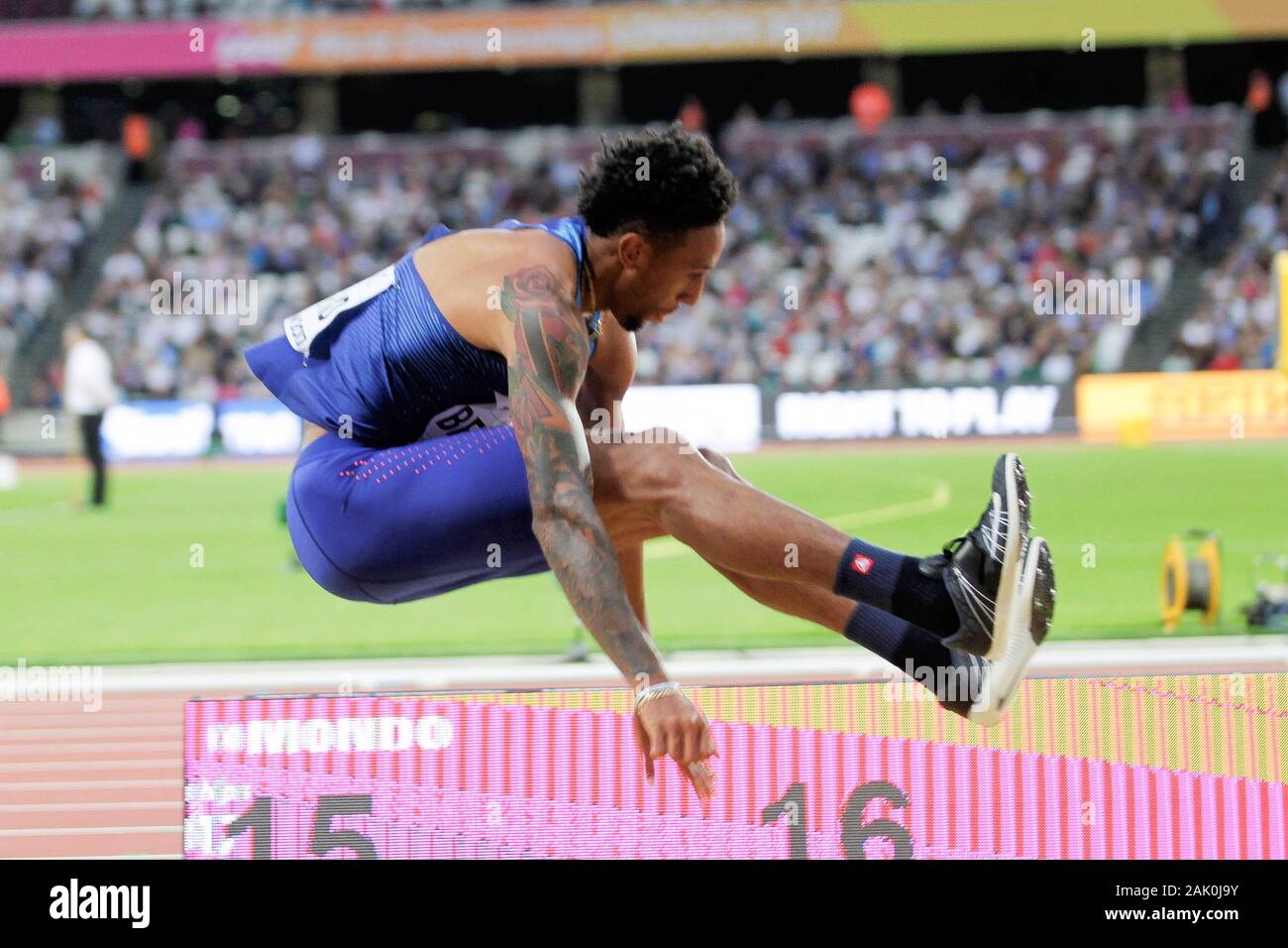 Chris benard triple jump hi-res stock photography and images - Alamy