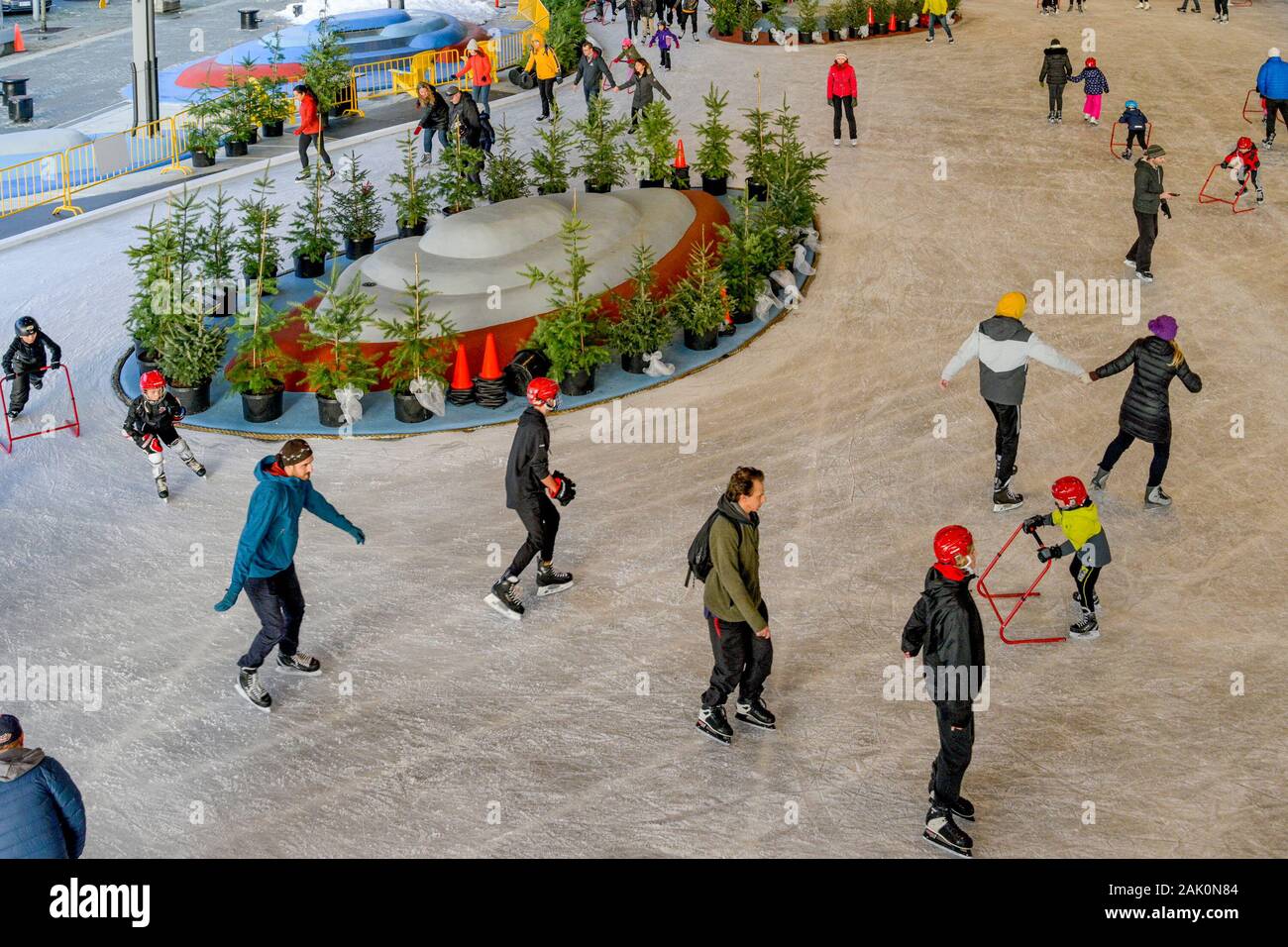 The Shipyards Skate Plaza, Lower Lonsdale, North Vancouver, British ...