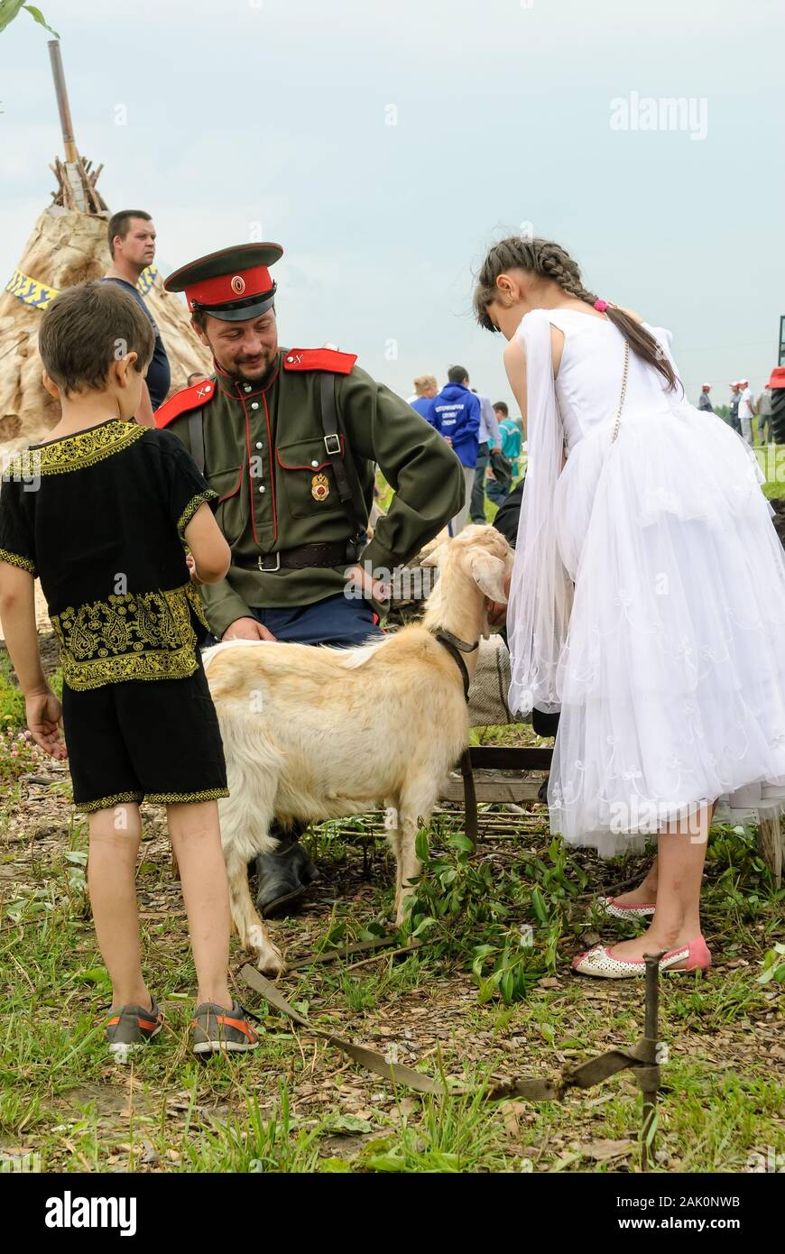 Cossack cap hi-res stock photography and images - Alamy