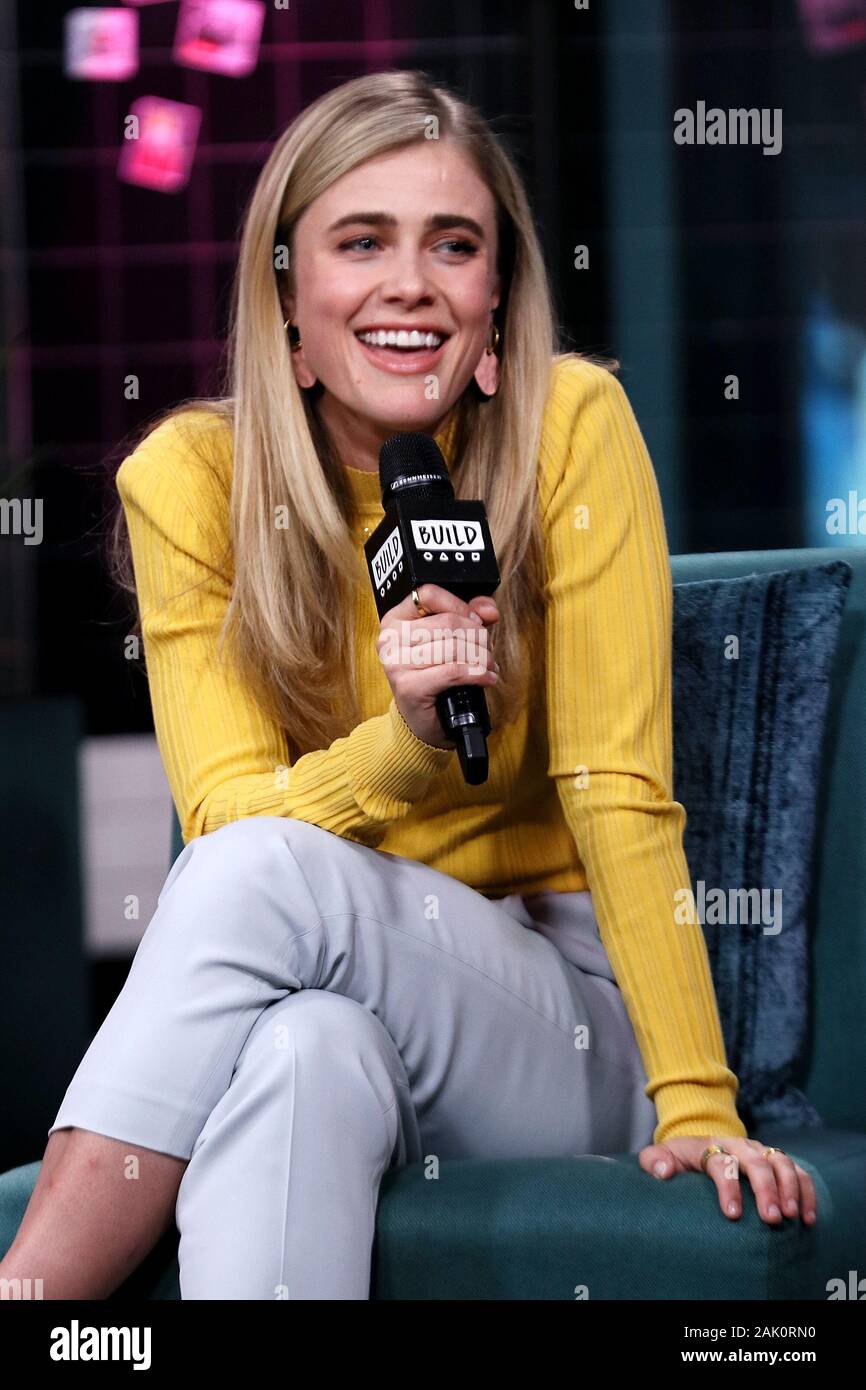New York, NY, USA. 6 January, 2020. Melissa Roxburgh visits the BUILD ...