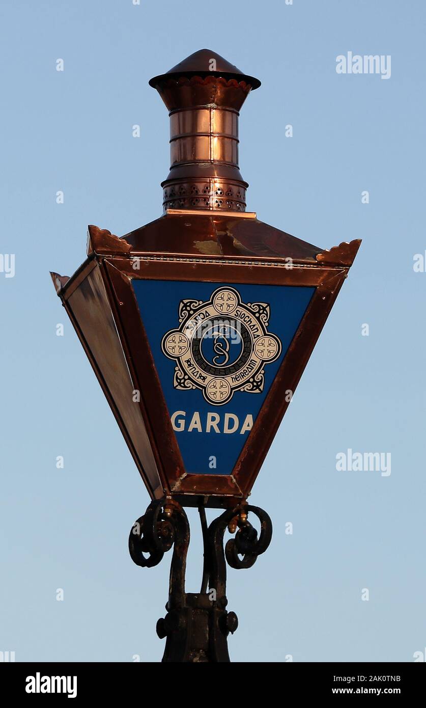Garda logo lamp hi-res stock photography and images - Alamy