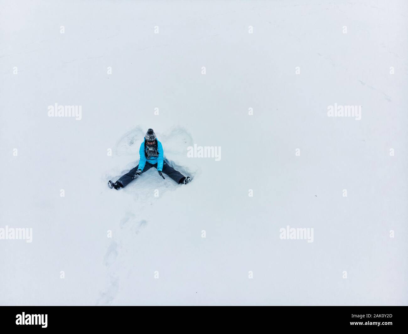 Angel overhead hi-res stock photography and images - Alamy