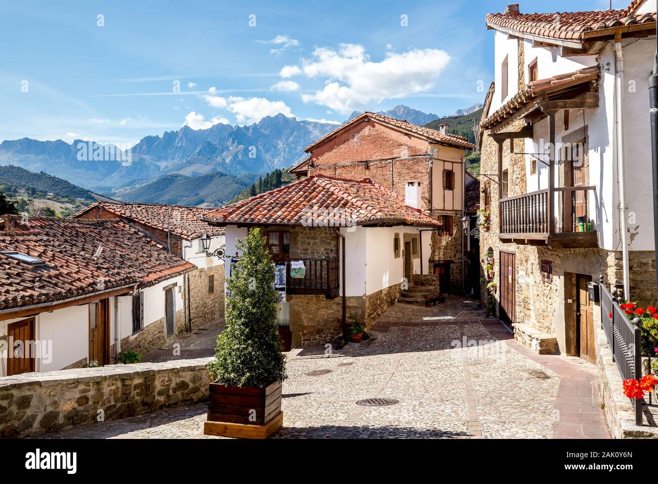 City potes hi-res stock photography and images - Alamy