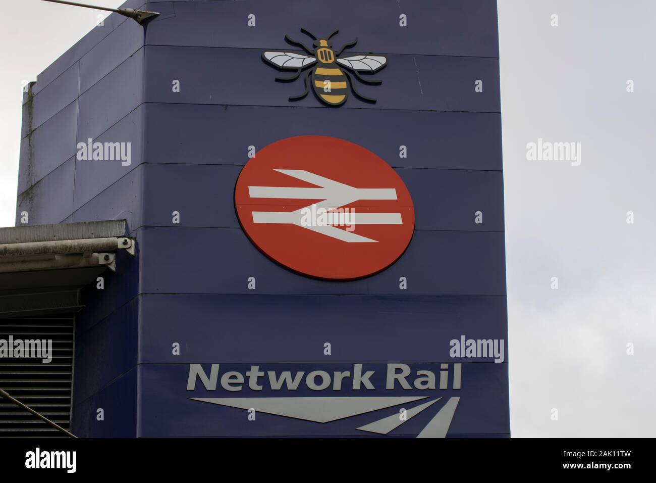 Bee network manchester hi-res stock photography and images - Alamy