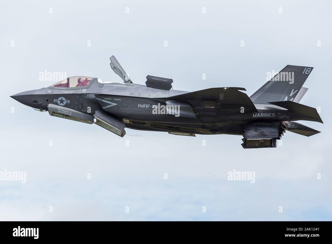 F35 fighter jet raf hi-res stock photography and images - Alamy