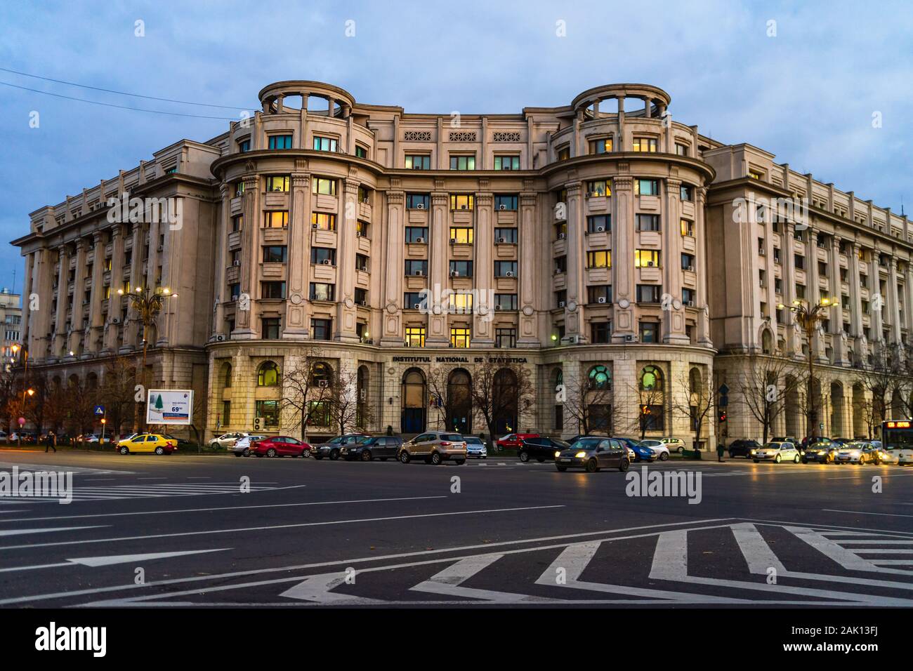 Administrative head office next to Palace of the Parliament (Palatul ...