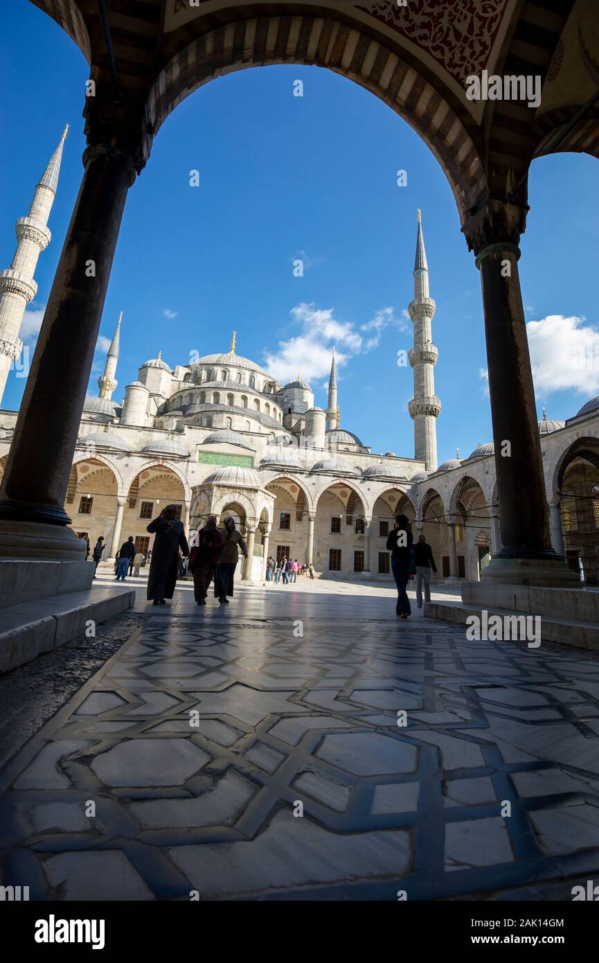 Islamic archway framing the courtyard of the Blue Mosque in Istanbul ...