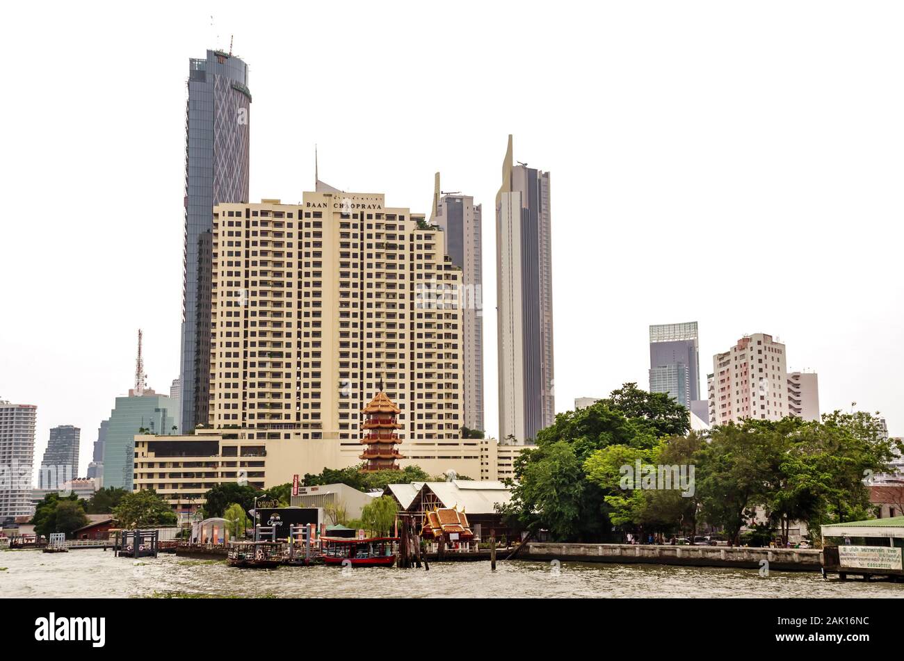 BANGKOK, THAILAND – DEC. 23, 2018: Dramatic cloudy skyline view of ...