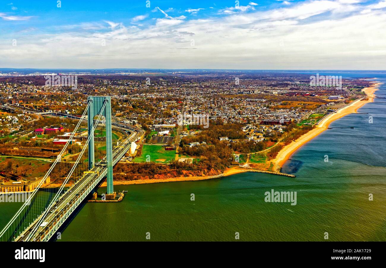 Aerial view of the verrazano narrows bridge hi-res stock photography ...