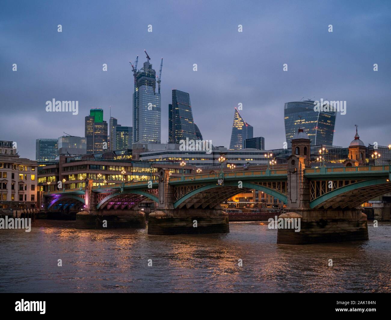 View above of the thames hi-res stock photography and images - Alamy