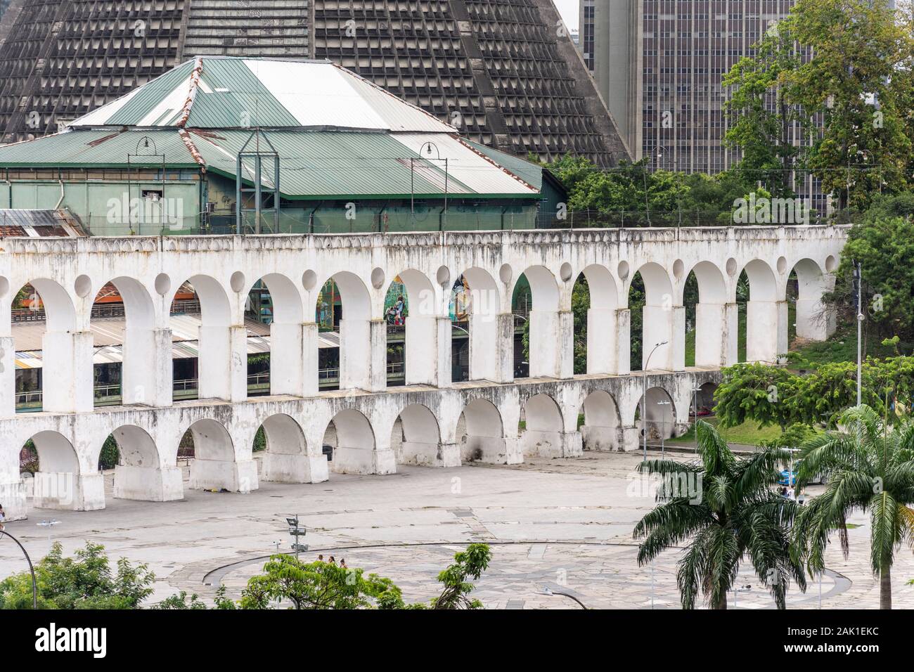 White and old historic Arcos da Lapa (Lapa Aqueduct) in downtown Rio de ...
