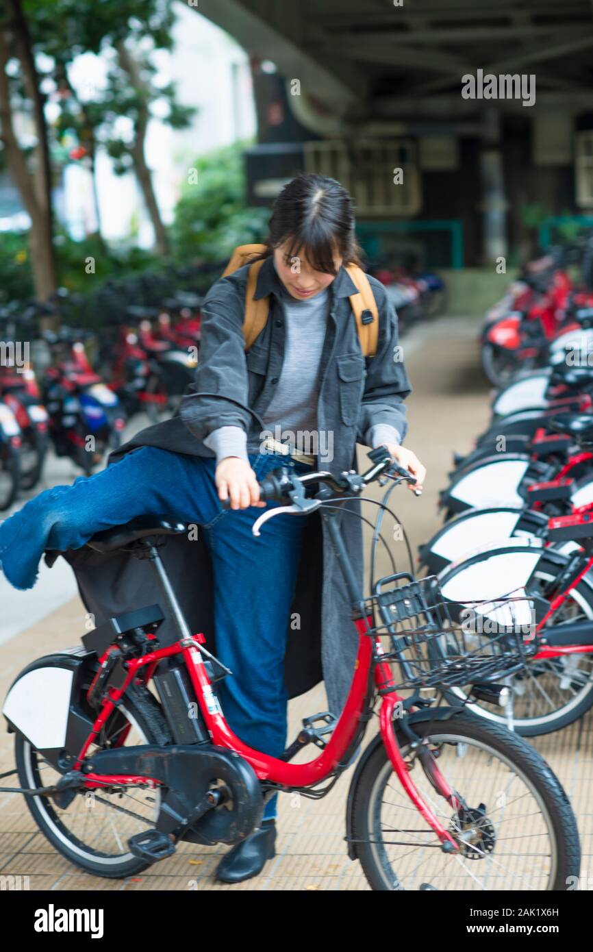 Bicycle sharing system Stock Photo - Alamy