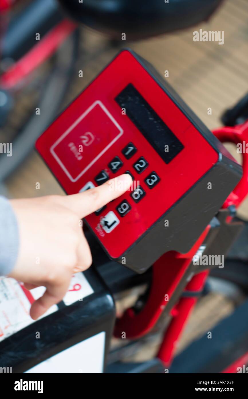 Bicycle sharing system Stock Photo - Alamy