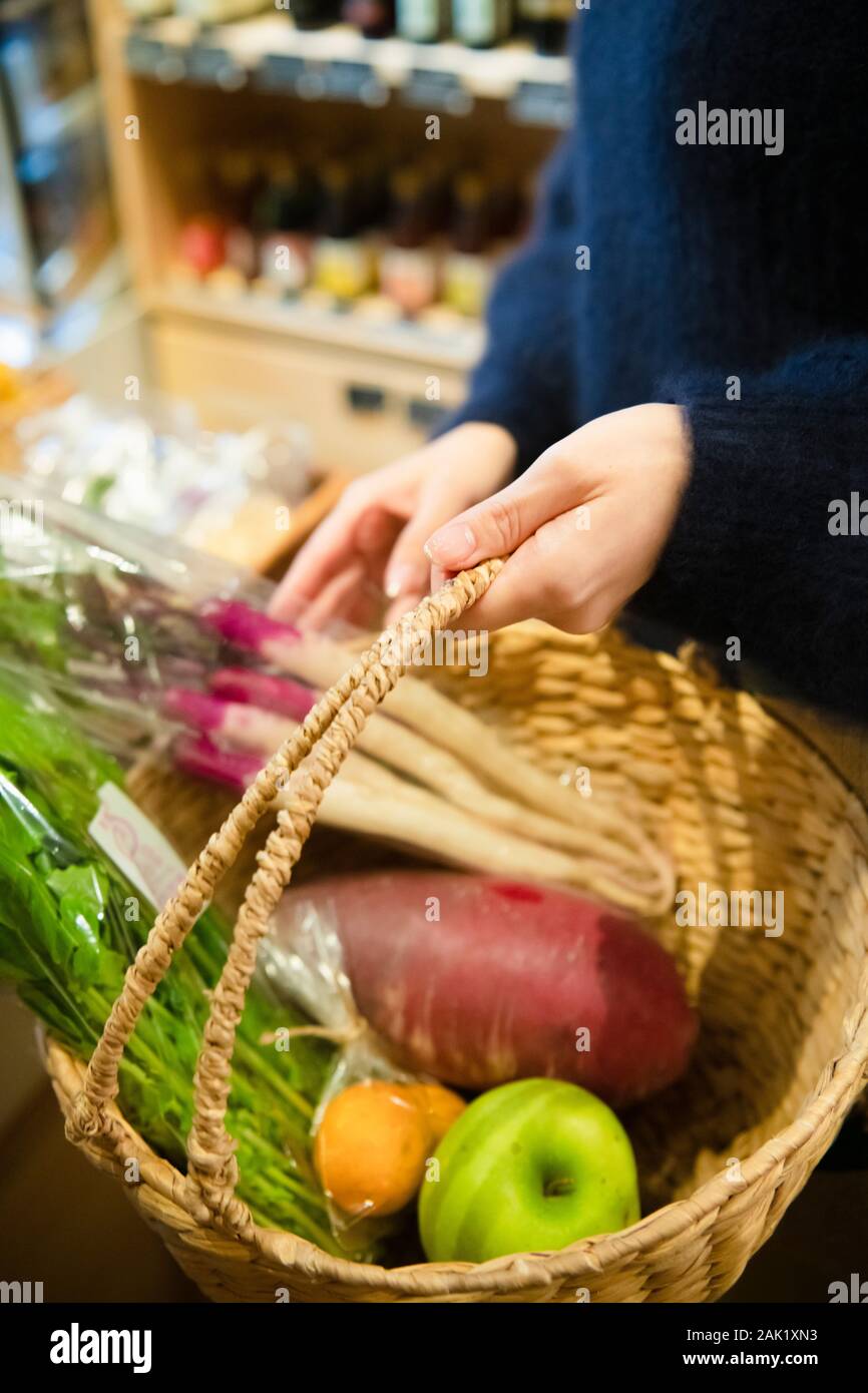 Purpose basket hi-res stock photography and images - Alamy