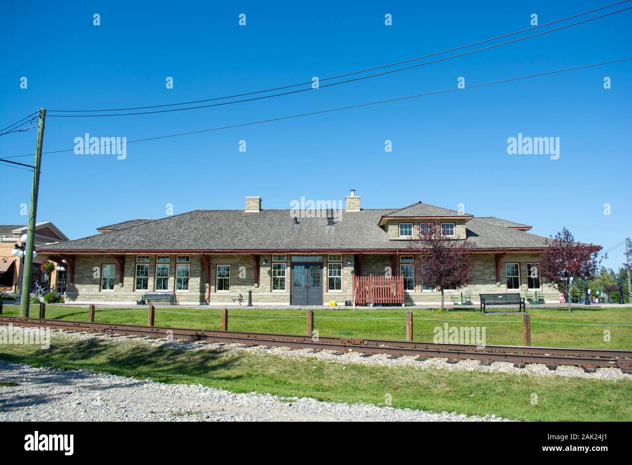 Vintage train station for passenger or trolley trains Stock Photo - Alamy