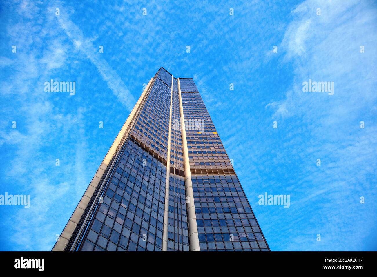 Skyscraper building above clouds construction hi-res stock photography ...