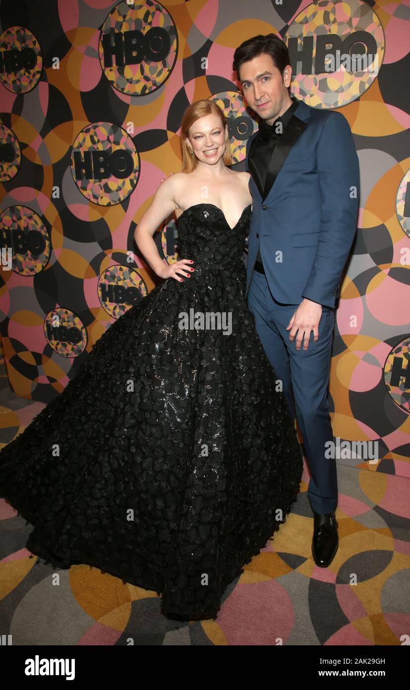 Sarah snook and nicholas braun hi-res stock photography and images - Alamy