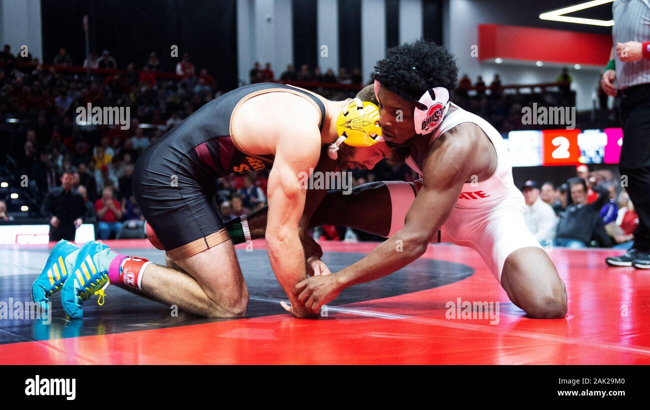 133lbs hi-res stock photography and images - Alamy