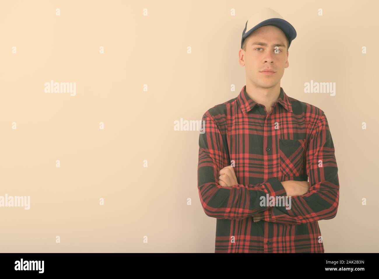 Wearing red baseball cap hi-res stock photography and images - Alamy