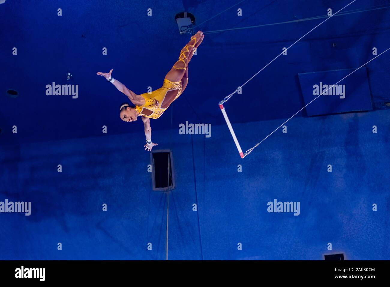 Las Vegas, JAN 4: Free Acrobatic Troupe show in the famous Circus ...