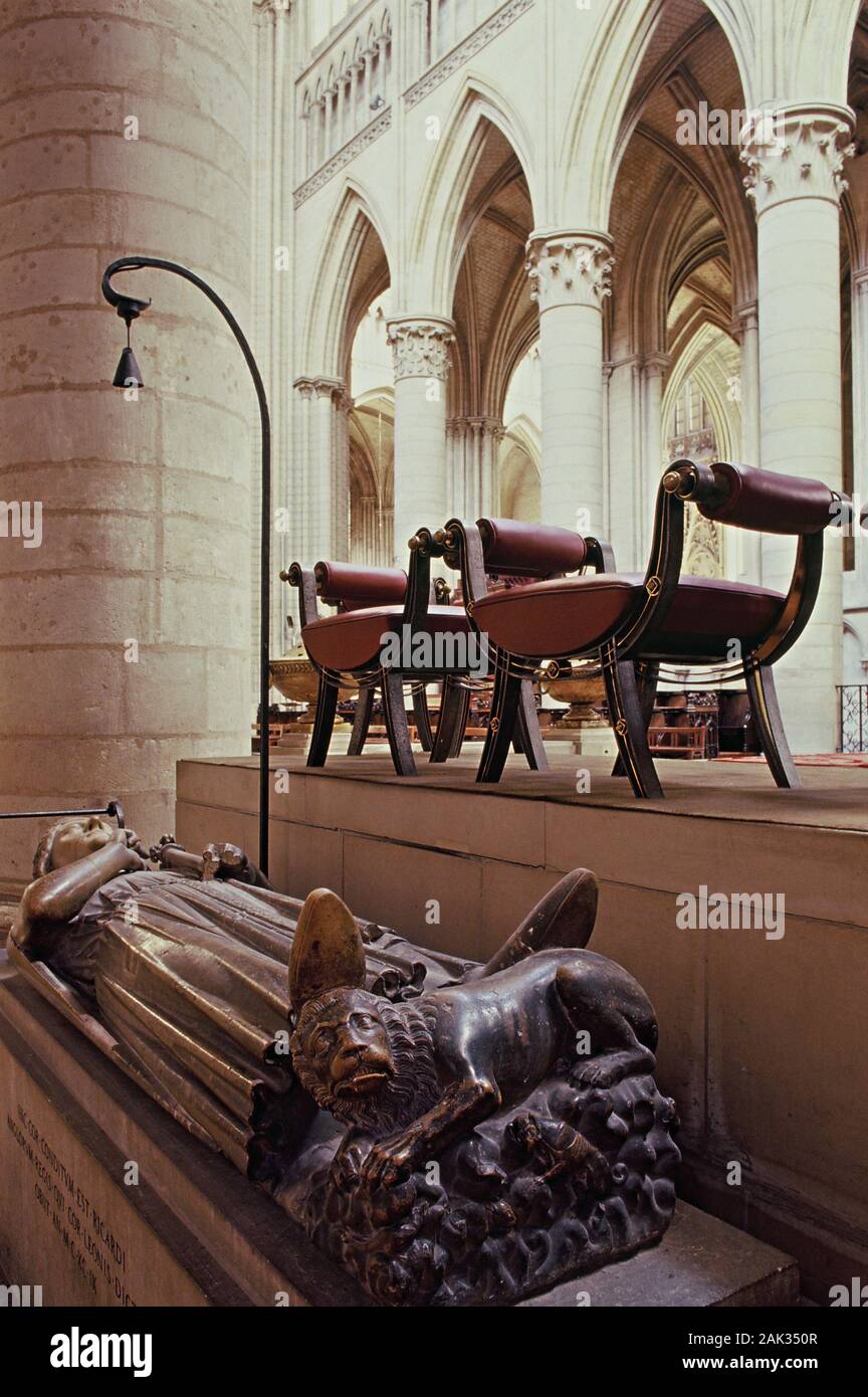 View of the tomb of Rollo of Normandy in the Cathedral of Our Lady of ...