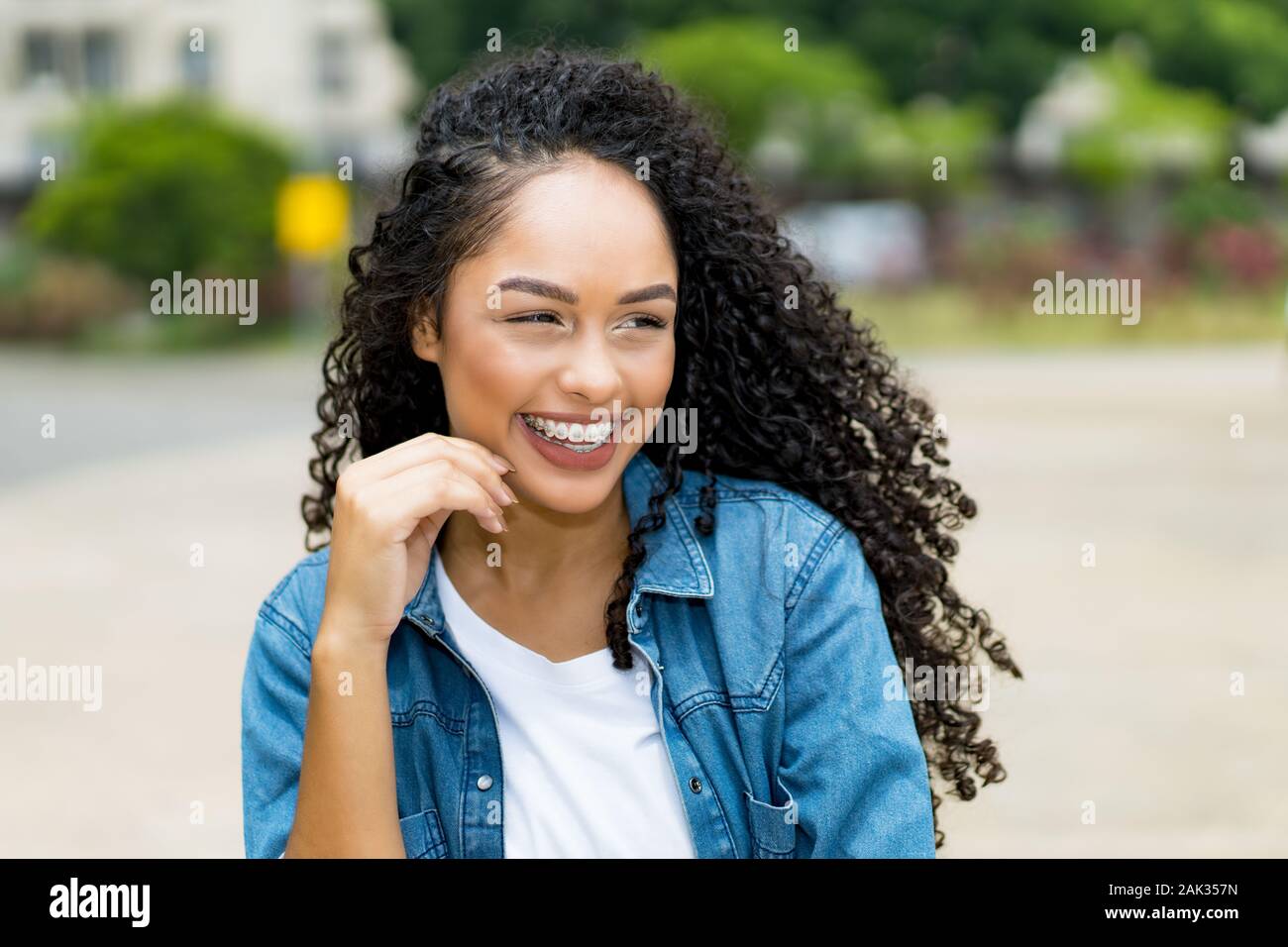 Retainer hi-res stock photography and images - Alamy
