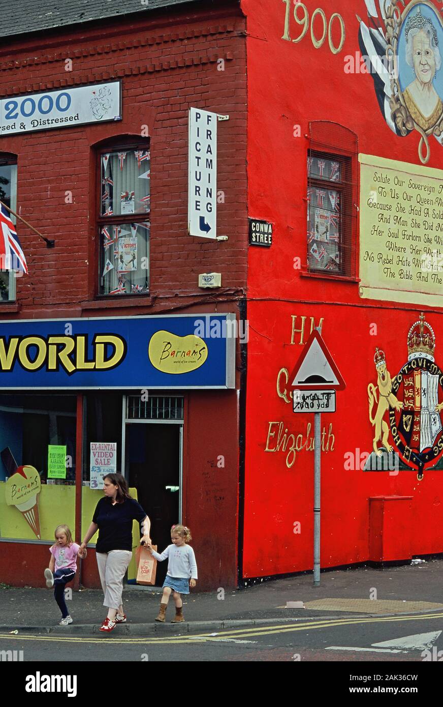 Shankill Belfast Buildings High Resolution Stock Photography and Images ...
