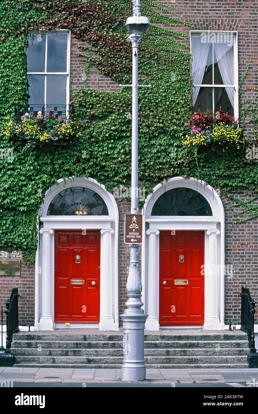 A house built in the Georgian architectural style of the 18th and 19th ...