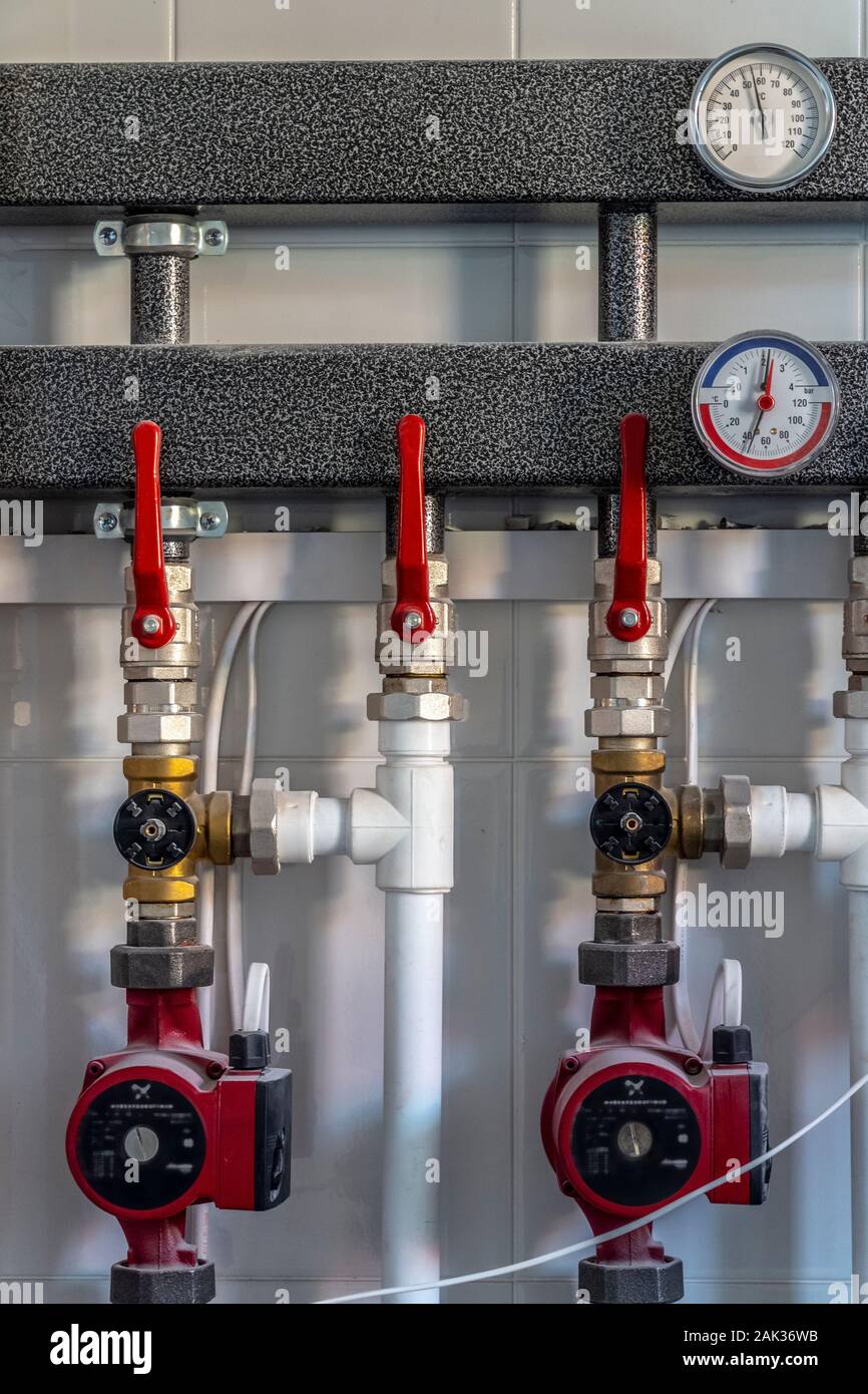 Board control valve hi-res stock photography and images - Alamy