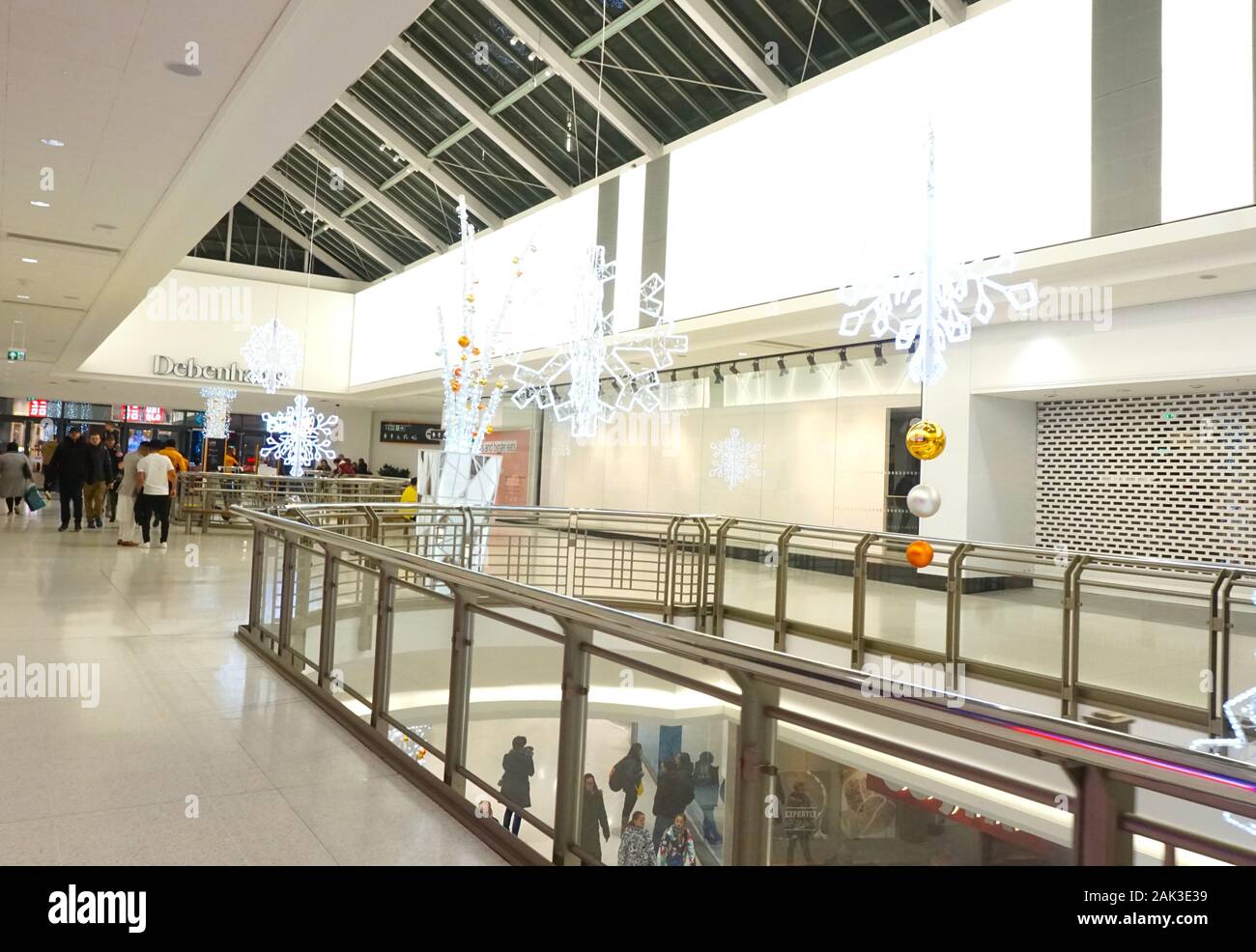 Intu shopping centre watford hertfordshire hi-res stock photography and ...