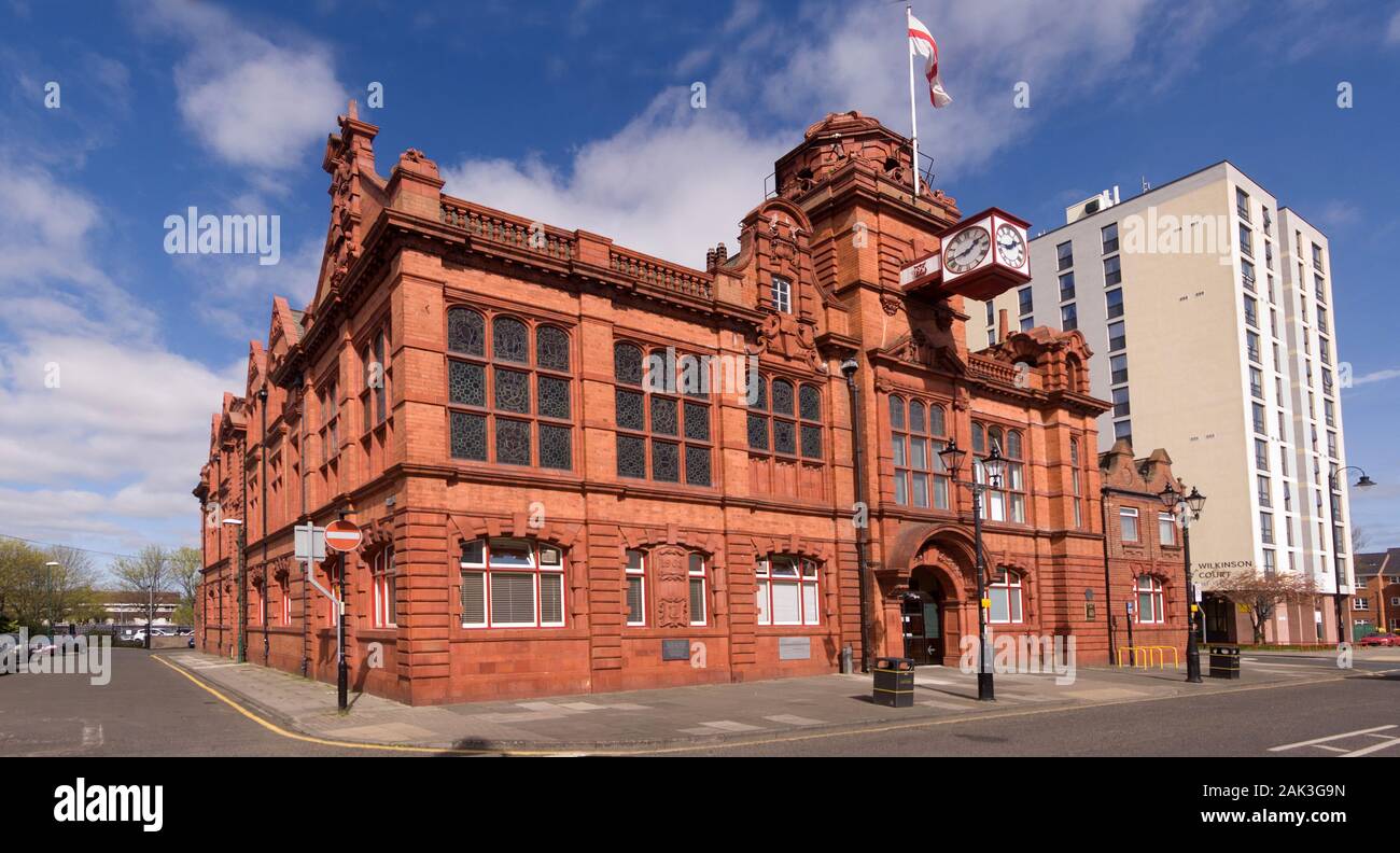 North tyneside town hall hi-res stock photography and images - Alamy