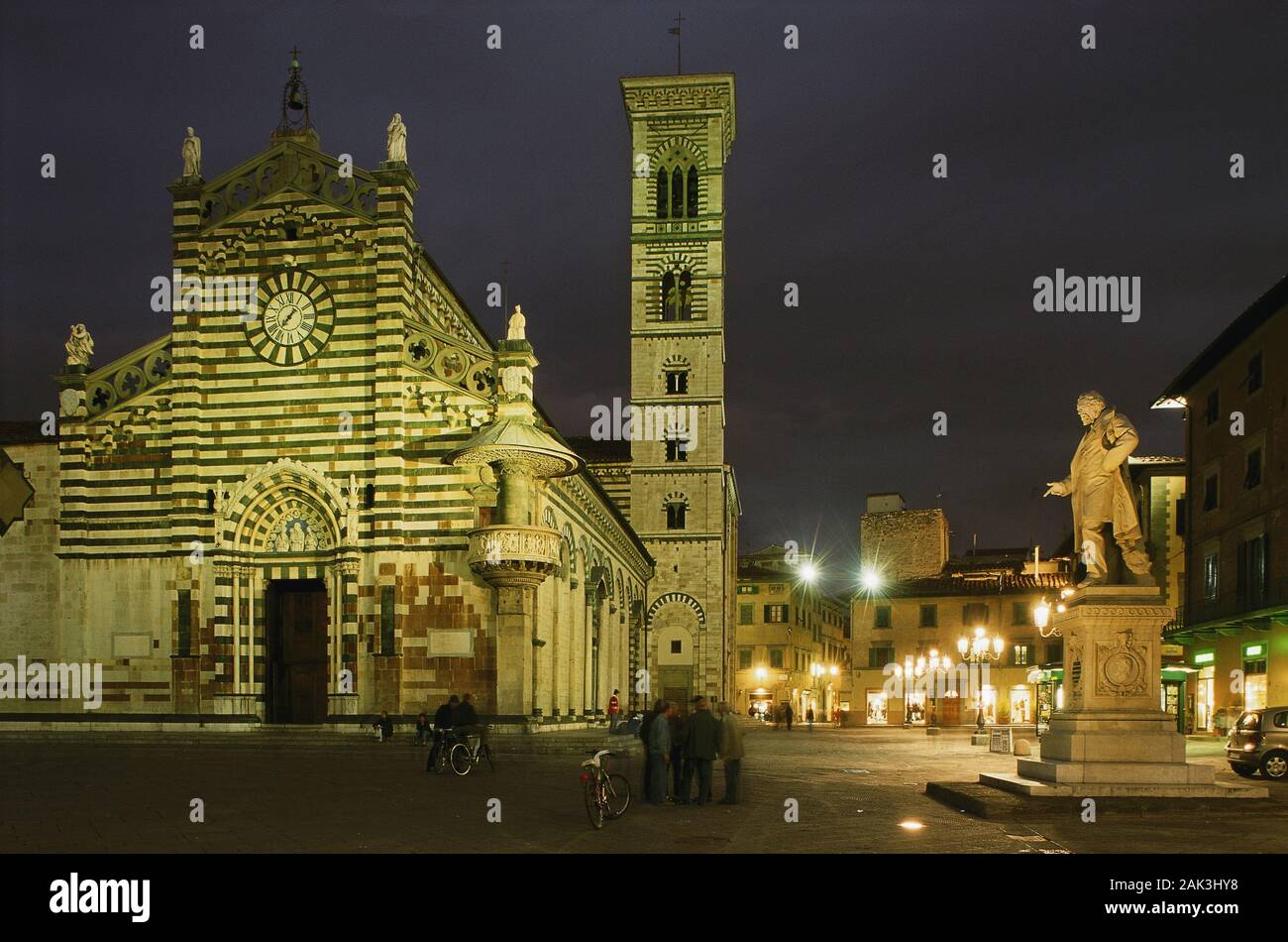 Duomo santo stefano hi-res stock photography and images - Alamy