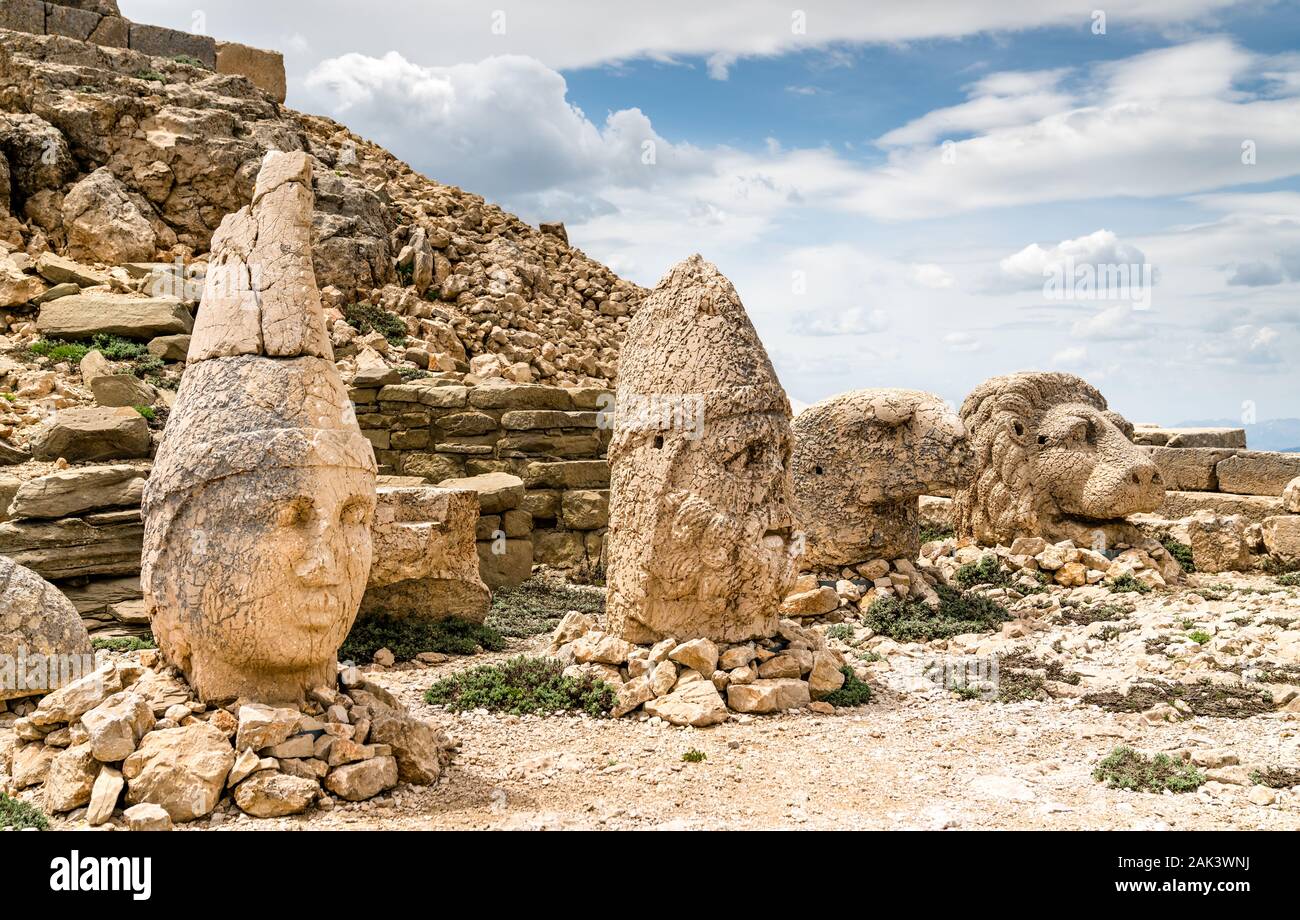 Colossal statues at Nemrut Dagi in Turkey Stock Photo - Alamy