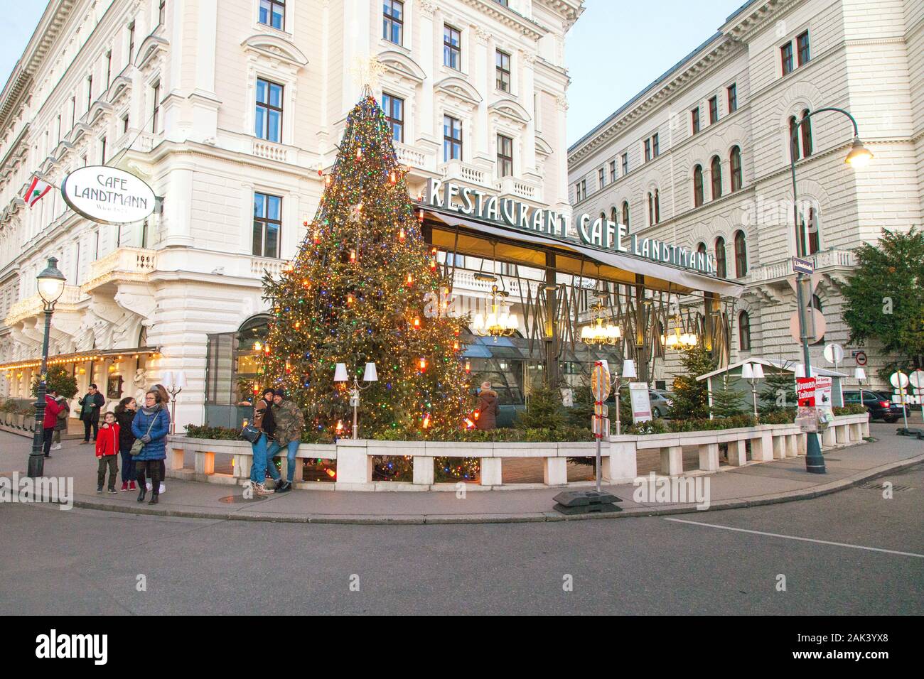 Cafe landtmann hi-res stock photography and images - Alamy