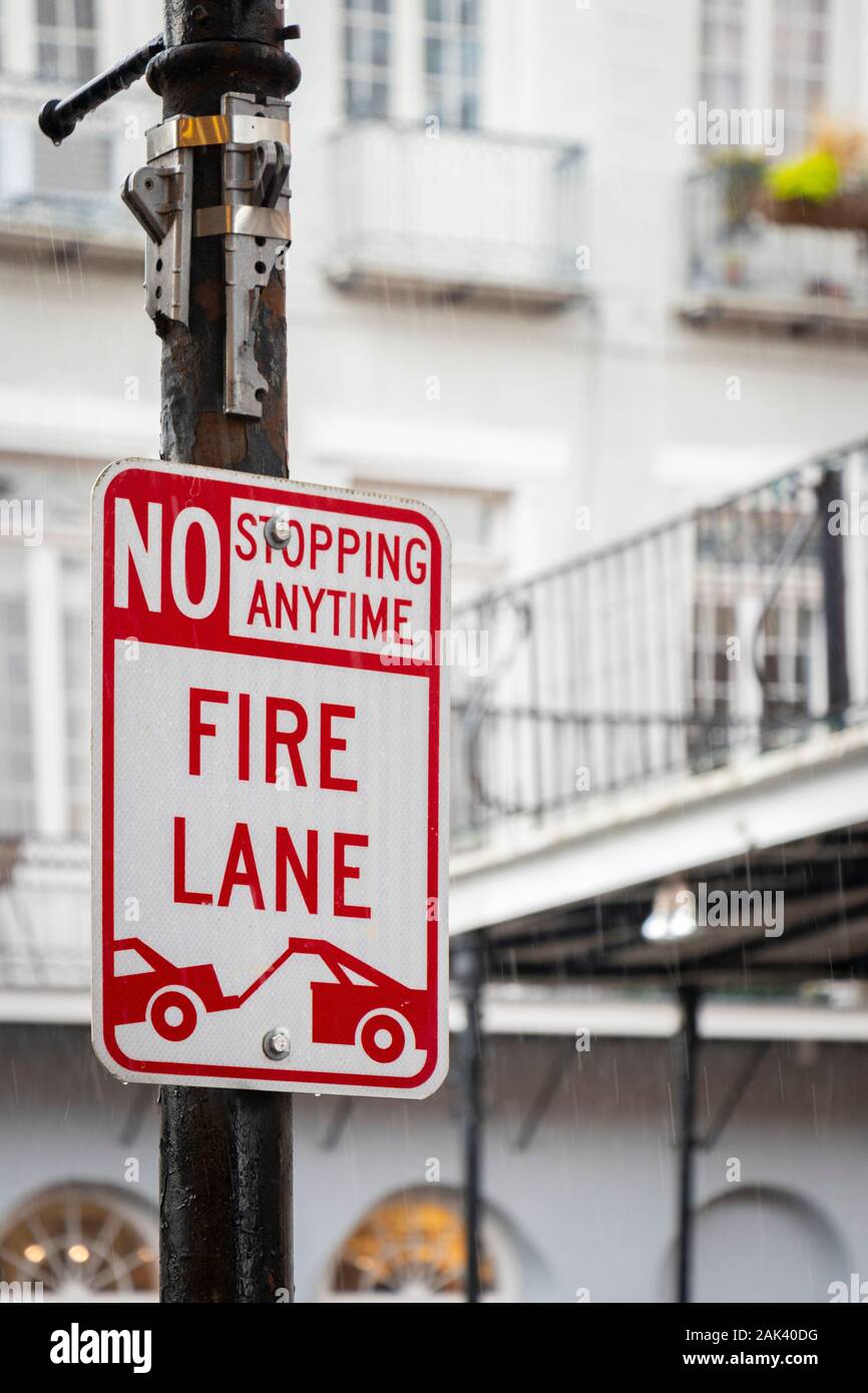 fire lane no stopping sign in a New Orleans street Stock Photo - Alamy